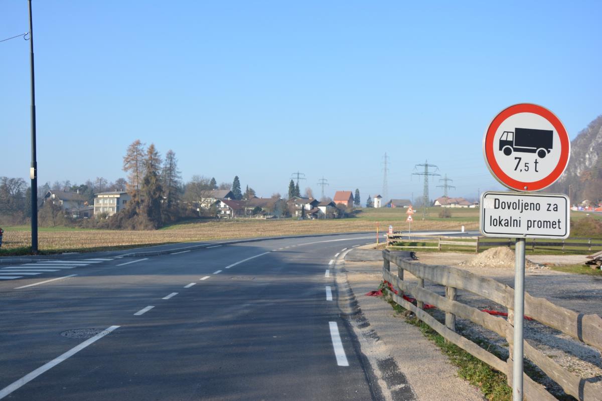 Cesta Vikrče - Tacen - medvode.si